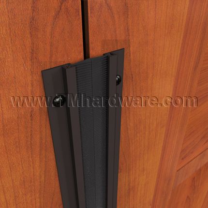 Zero 8193MS Meeting Stiles/ Door Gaskets | TMHardware.com